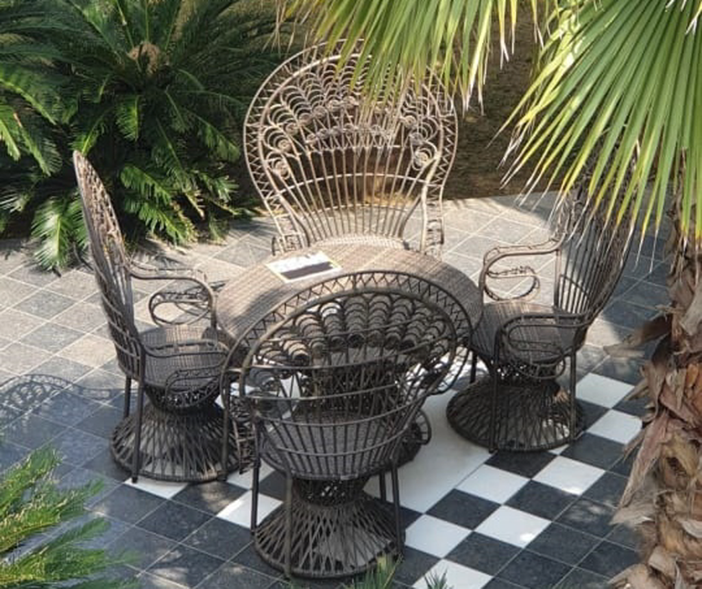 Shop the Finest Outdoor Chairs for Comfort and Style Today!